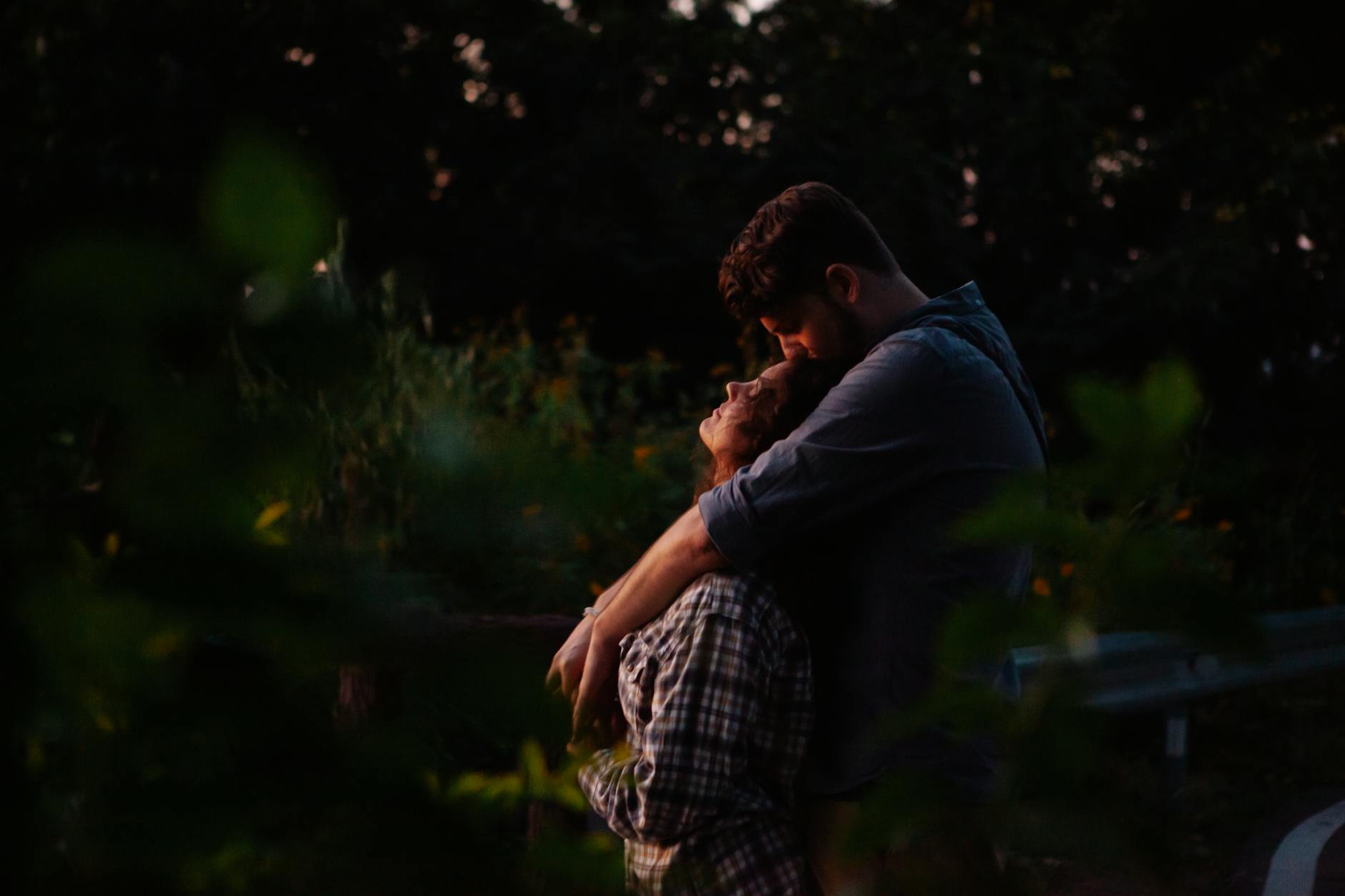 Top 5 Alternatives to chub.ai for Sensational NSFW Conversations - Talkiemate